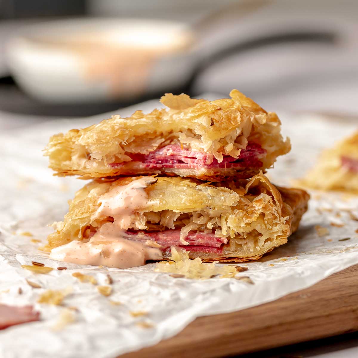 Hot Corned Beef Reuben Dip – The Cozy Plum