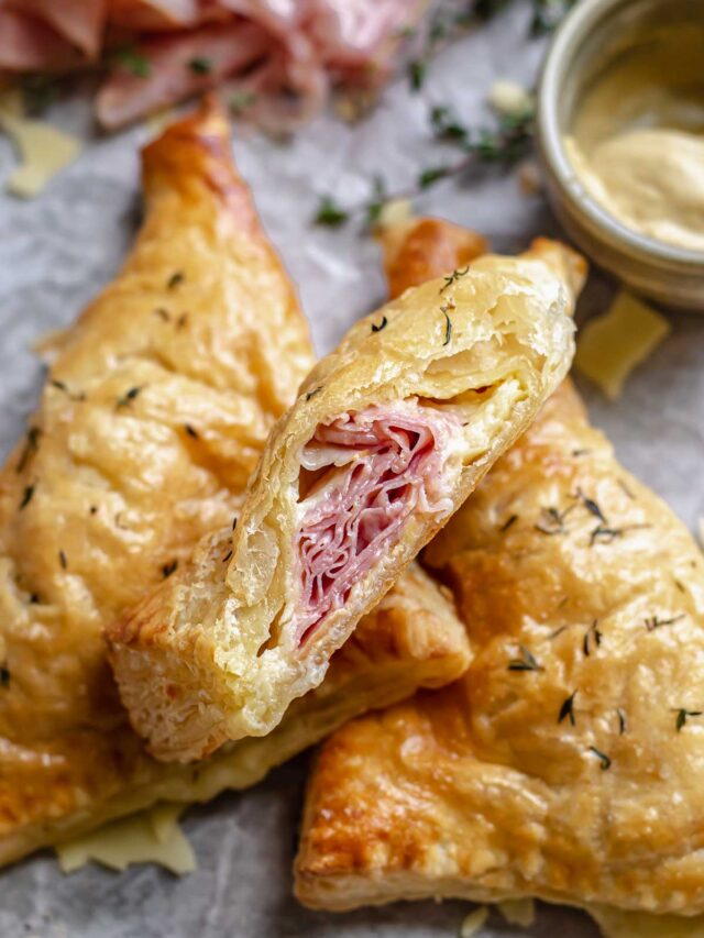 Flaky Ham and Cheese Puff Pastry – The Cozy Plum