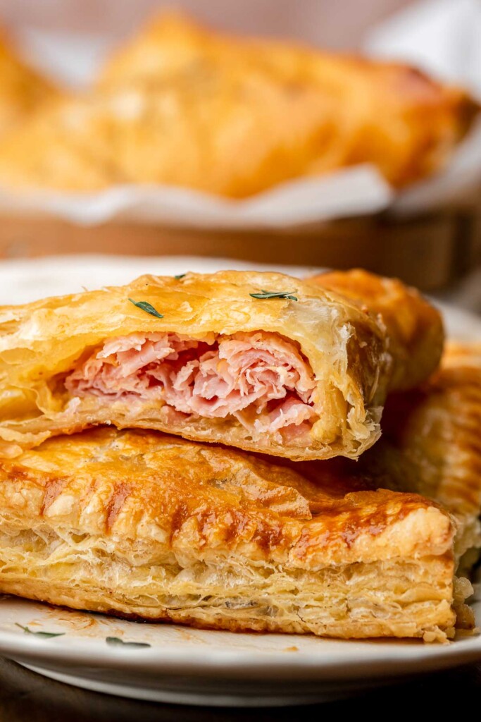 Flaky Ham and Cheese Puff Pastry – The Cozy Plum