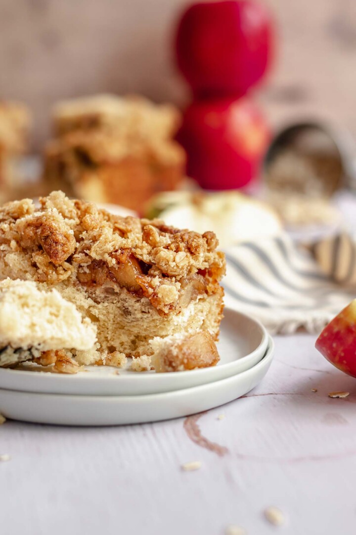 Apple Streusel Coffee Cake – The Cozy Plum