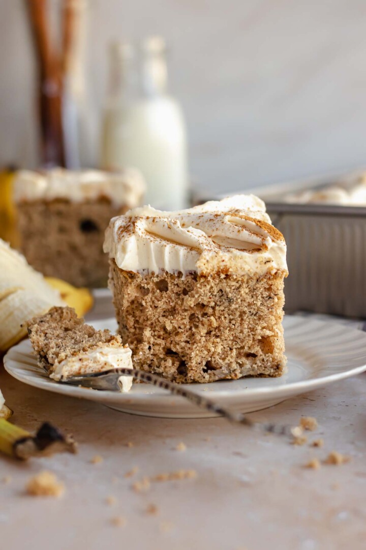 Spiced Banana Cake with Brown Butter Cream Cheese Frosting – The Cozy Plum