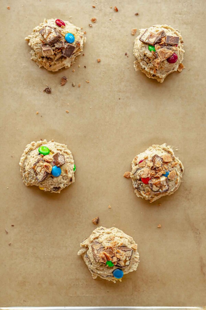 Leftover Halloween Candy Cookies – The Cozy Plum