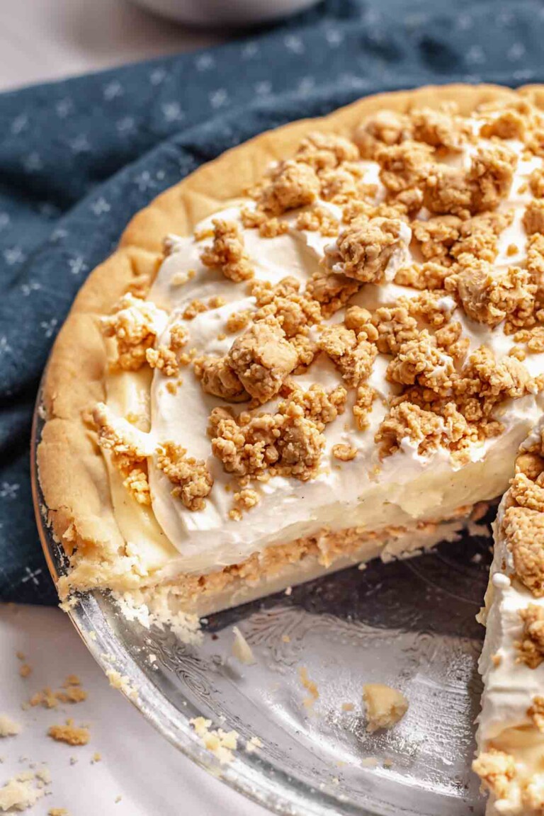 Amish Peanut Butter Pie – The Cozy Plum