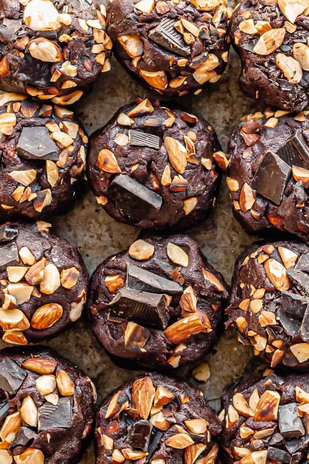 Dark Chocolate Almond Cookies – The Cozy Plum