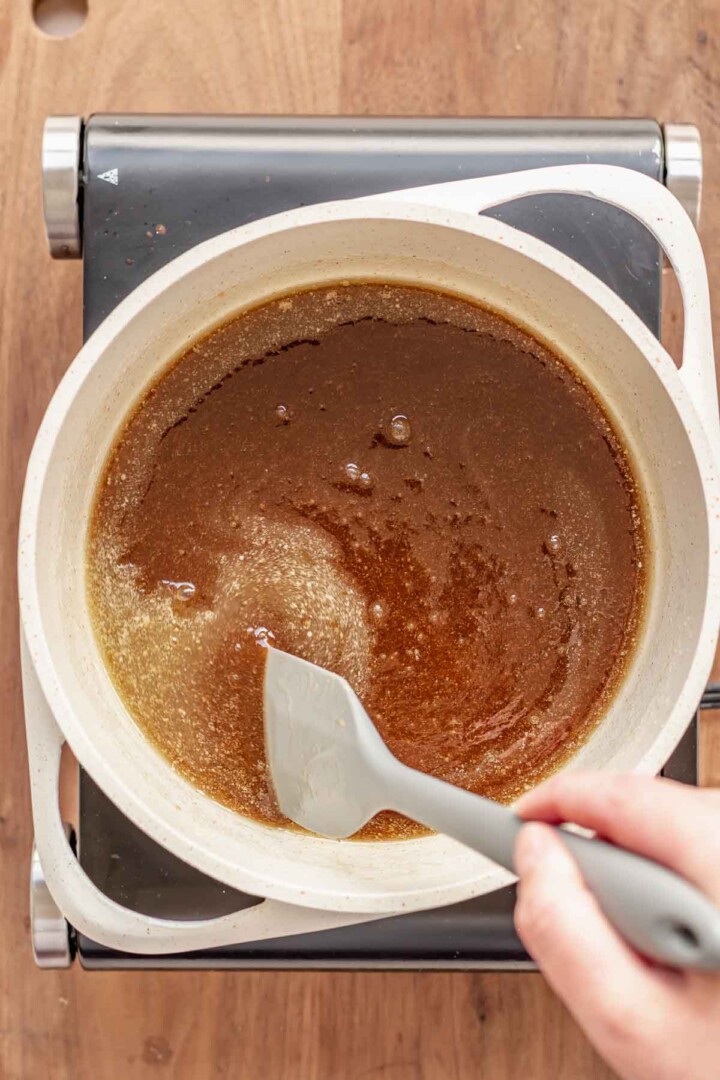 Salted Bourbon Caramels – The Cozy Plum