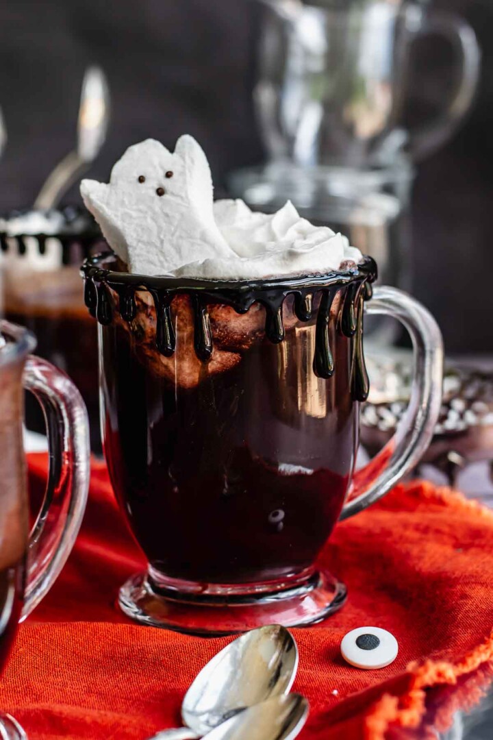 Halloween Hot Chocolate – The Cozy Plum