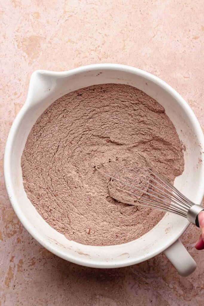 Chocolate Hazelnut Cake with Nutella Buttercream – The Cozy Plum